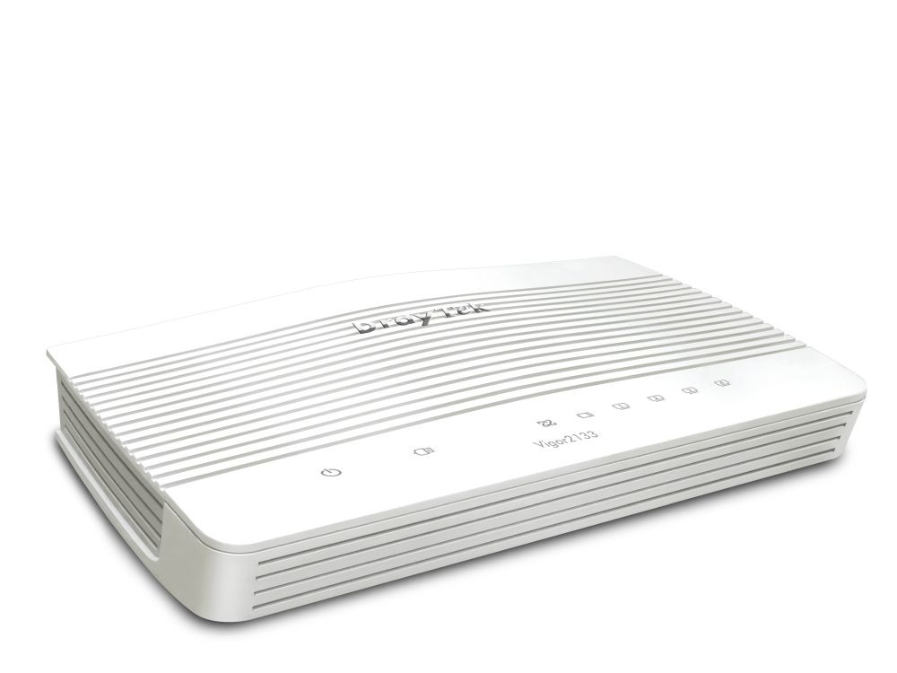DrayTek Vigor 2135 Gigabit WAN router 4 Gigabit LAN poor...