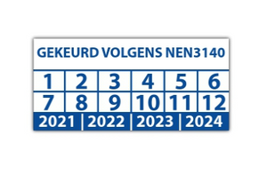 Keuringssticker gekeurd volgens NEN 3140 rechthoek 50 x 25 mm - 100 stuks (op rol) - € 49,50